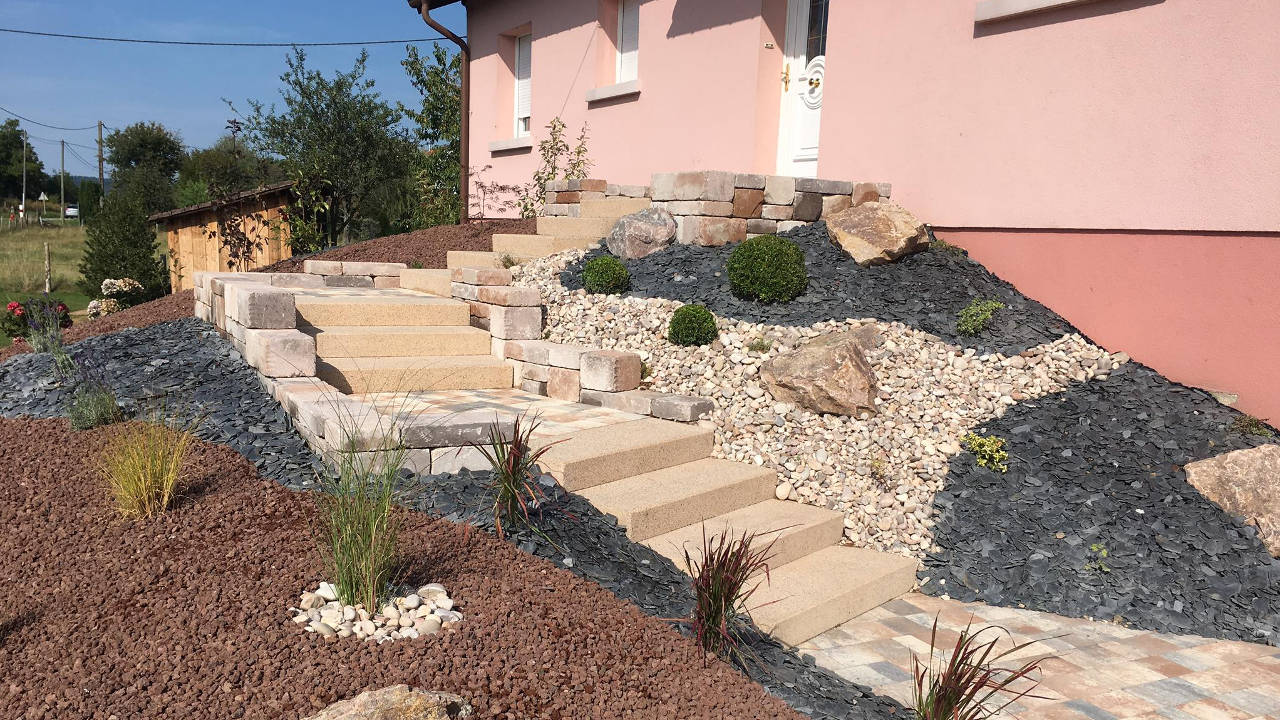 Réalisation d'aménagements paysagers sur Epinal et dans les Vosges